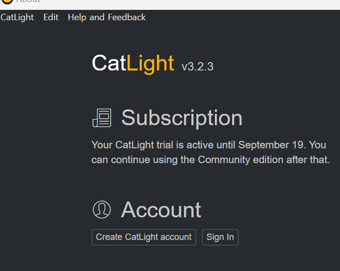 CatLight, 어둠 속을 응시하는 고양이의 눈