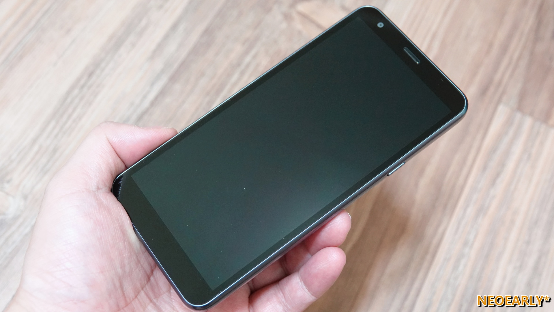 [LG X2 (2019) 리뷰] 2019 LG 스마트폰 중 가장 싼 가성비 스마트폰