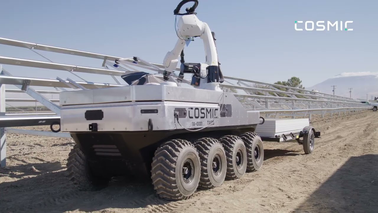 사막의 태양광 설치, 이젠 로봇이 돕는다… 미국 Cosmic Robotics, 패널 설치 속도 2배로