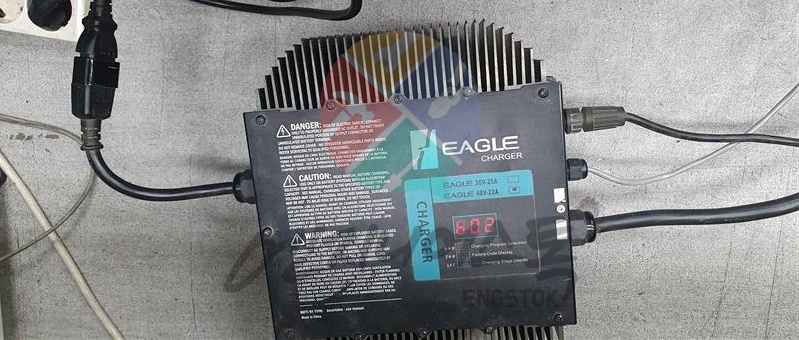 충전기 / EAGLE 48V-22A 이글충전기 수리완료 / 100-240V / 48V 22A 충전기수리 / 이글충전기수리 ...