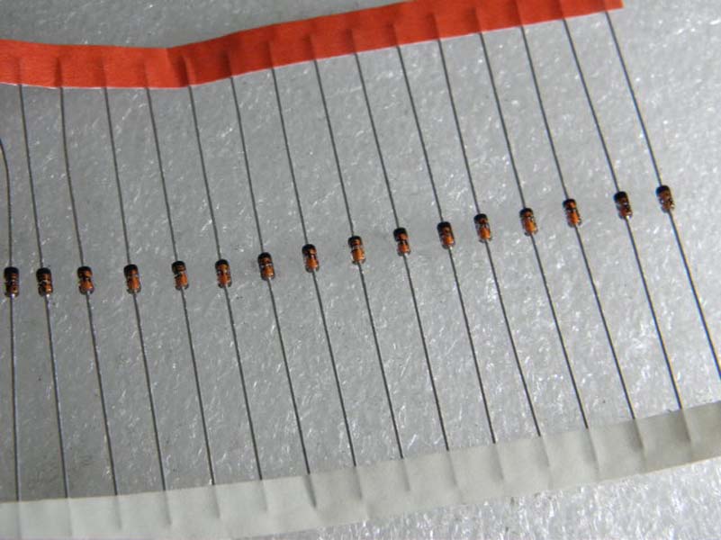 다이오드 100V 200mA DIODE small Signal Diode Diodes Rectifiers (1N4148TA) 판매합니다.