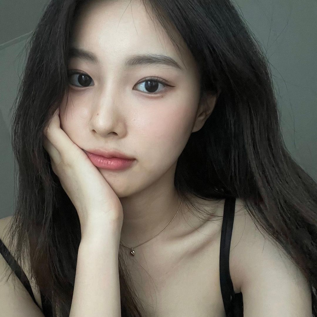 Kang Hyewon Face Close-Up Images | KpopCelebs