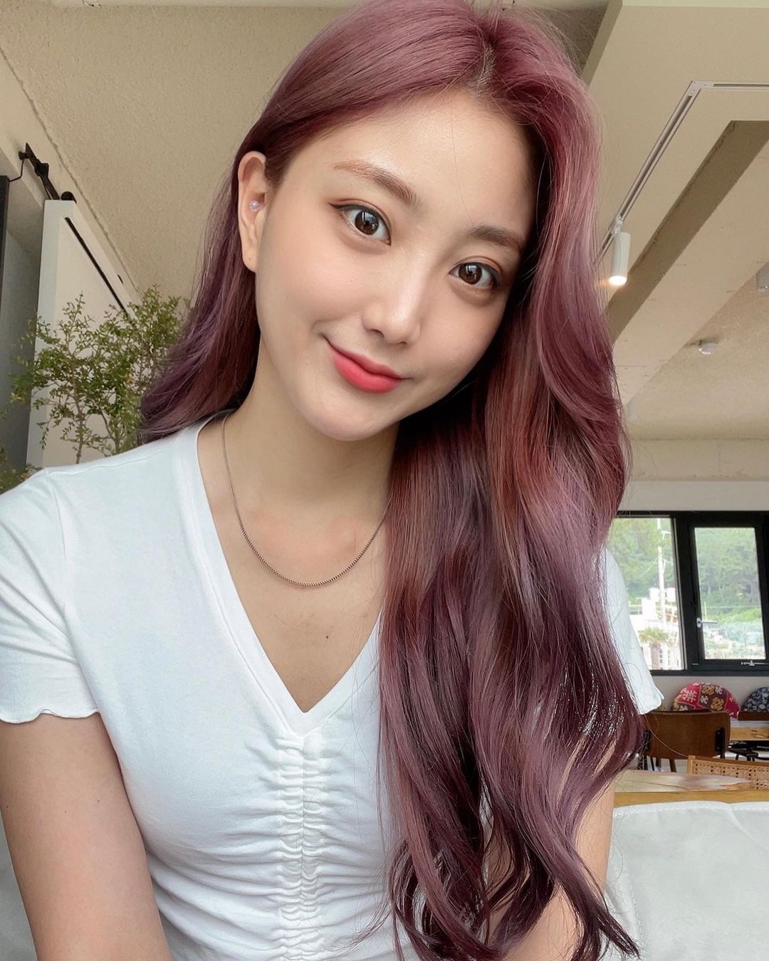 1993 / Yoon YoAnNa / 윤요안나 / Cheereader