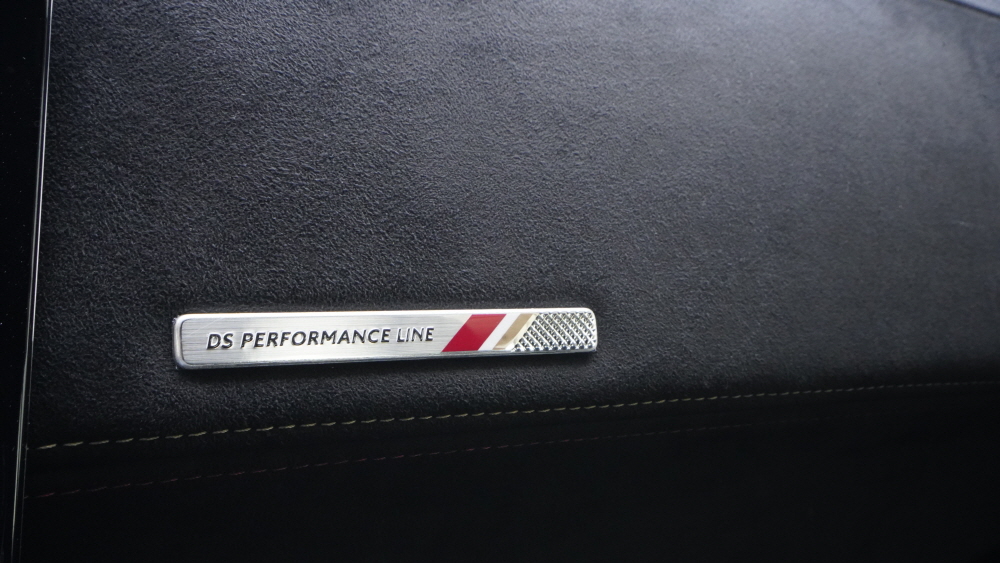 독특 + 감성 + 퍼포먼스를 느끼고 싶다면 씨트로엥 DS7 크로스백 시승기 — 라르테즈