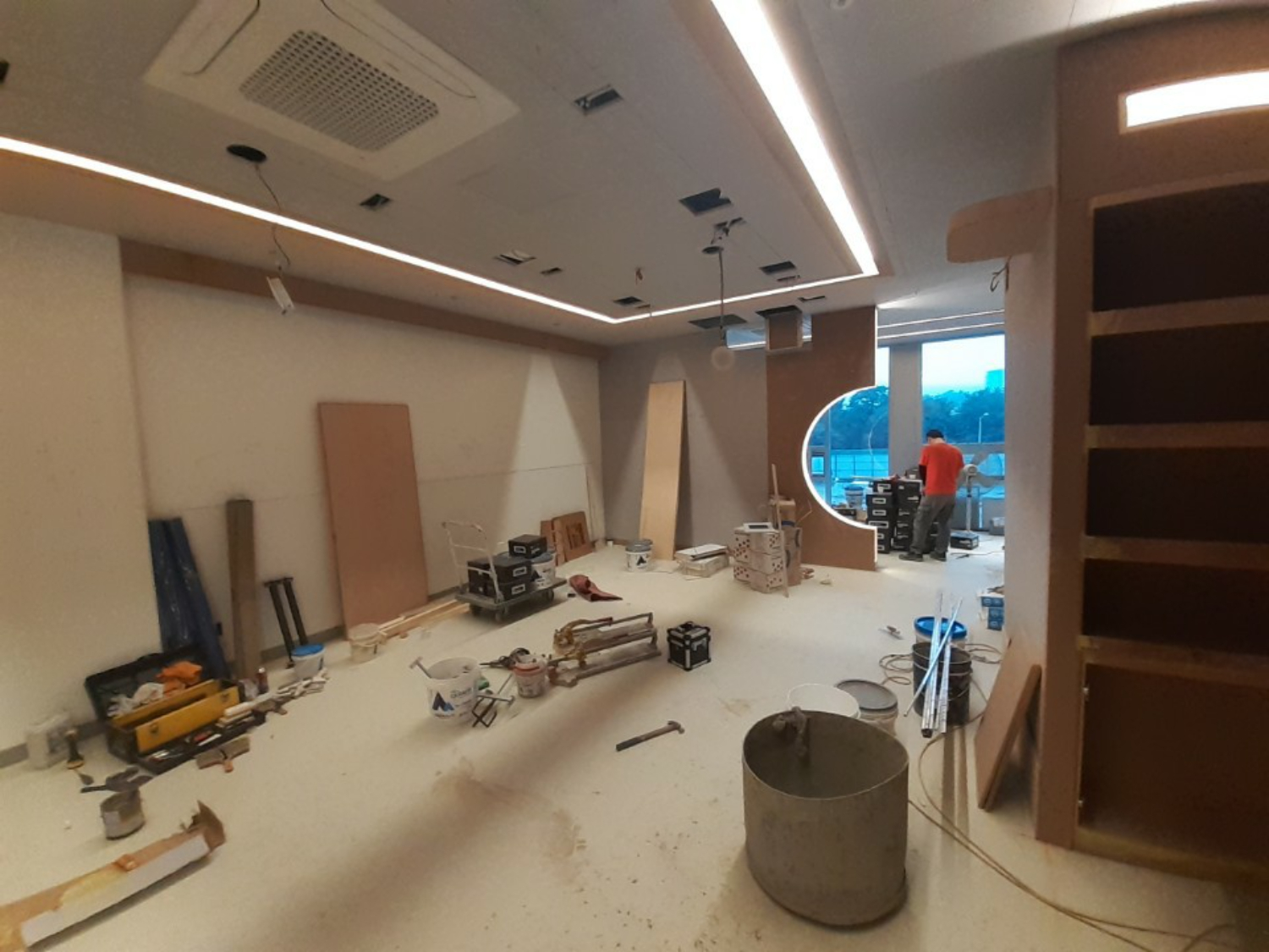 수유 쌍문 건대 피티샵인테리어 여름에 어울리는 시원한 컬러로 청량하고 세련된 연출