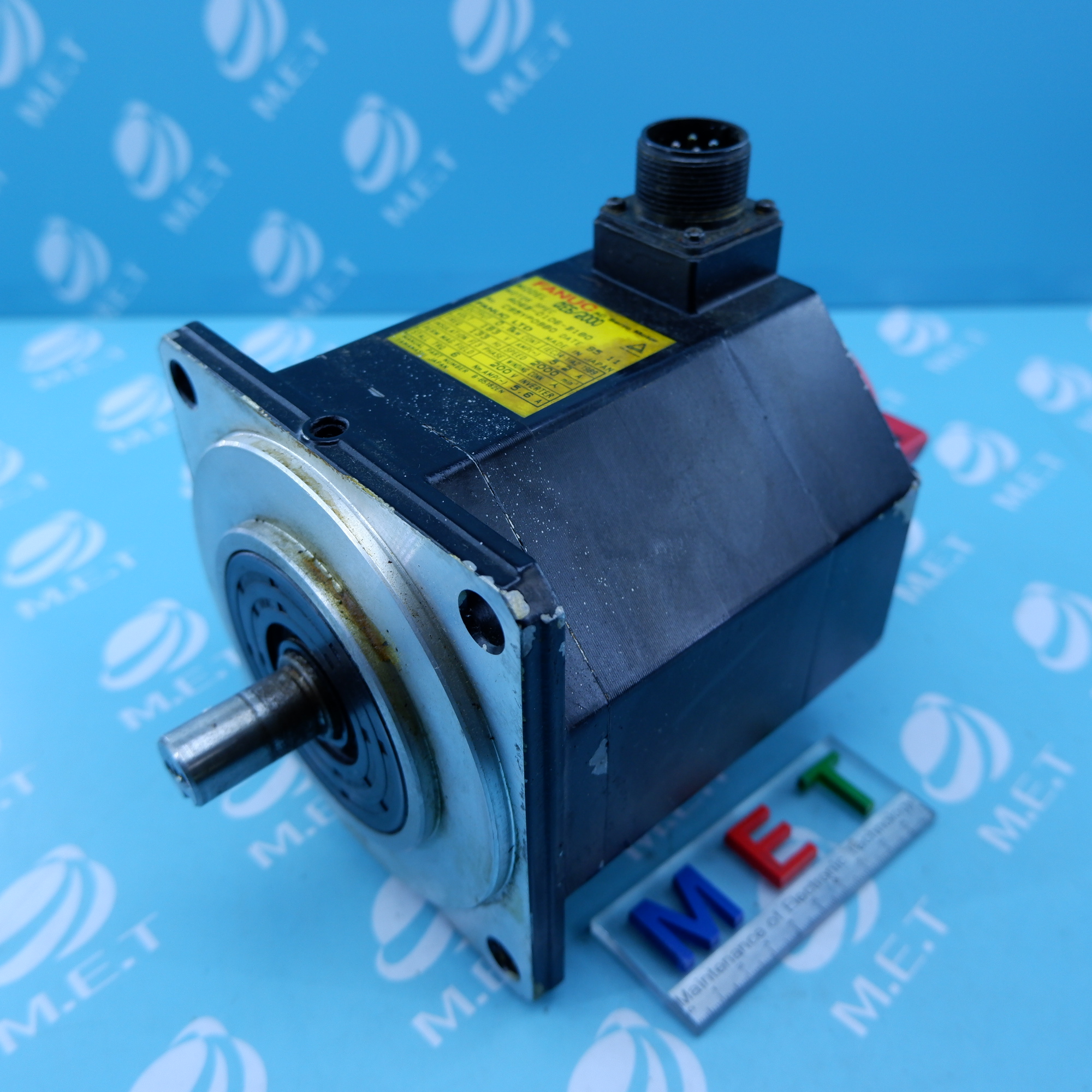 AE6/2000 A06B-0106-B180 [MOTOR] FANUC AC SERVO MOTOR AE6 2000 A06B 0106 ...
