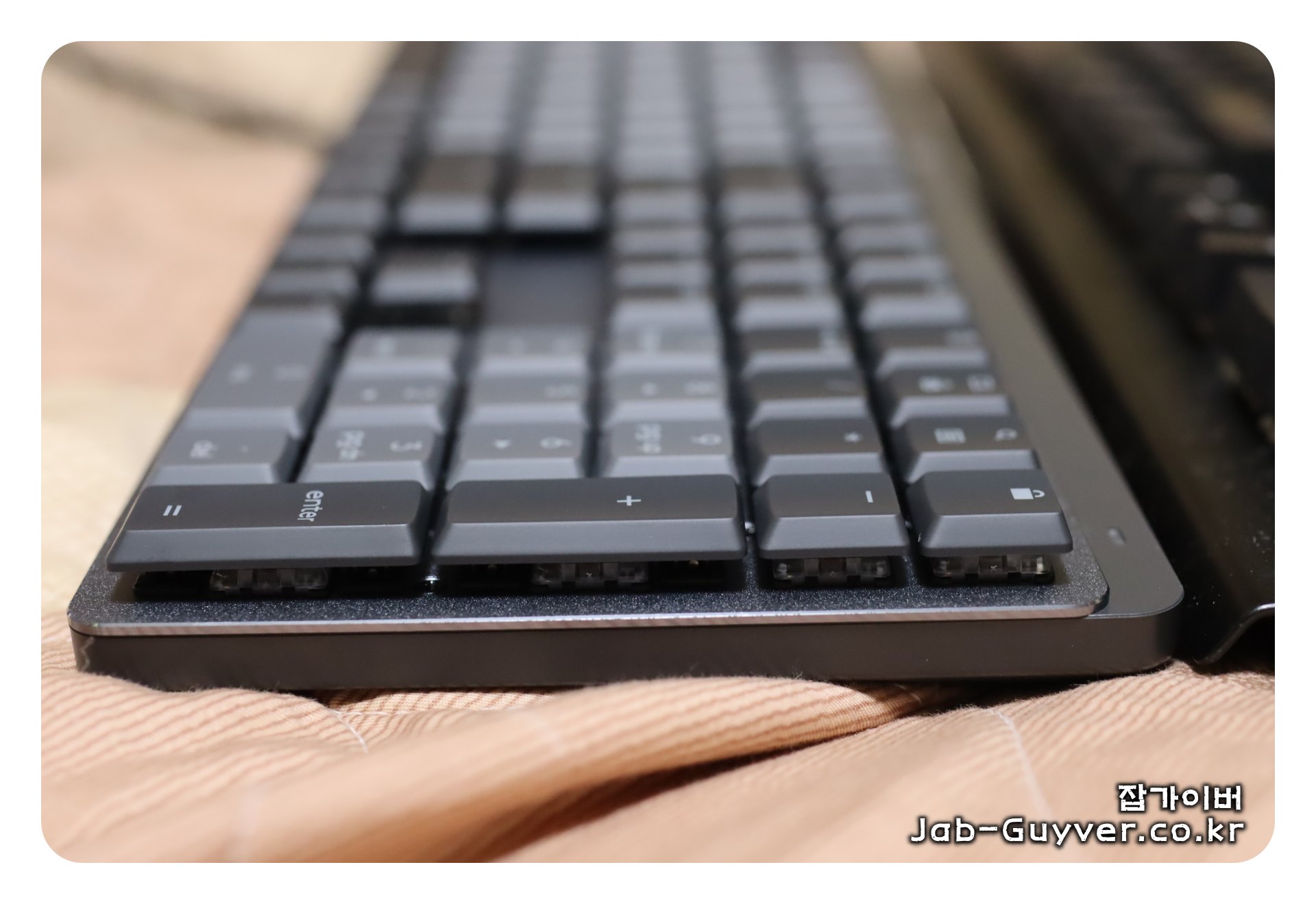 로지텍 무선 기계식 키보드 메카니컬 MX Mechanical 개봉 및 사용 후기