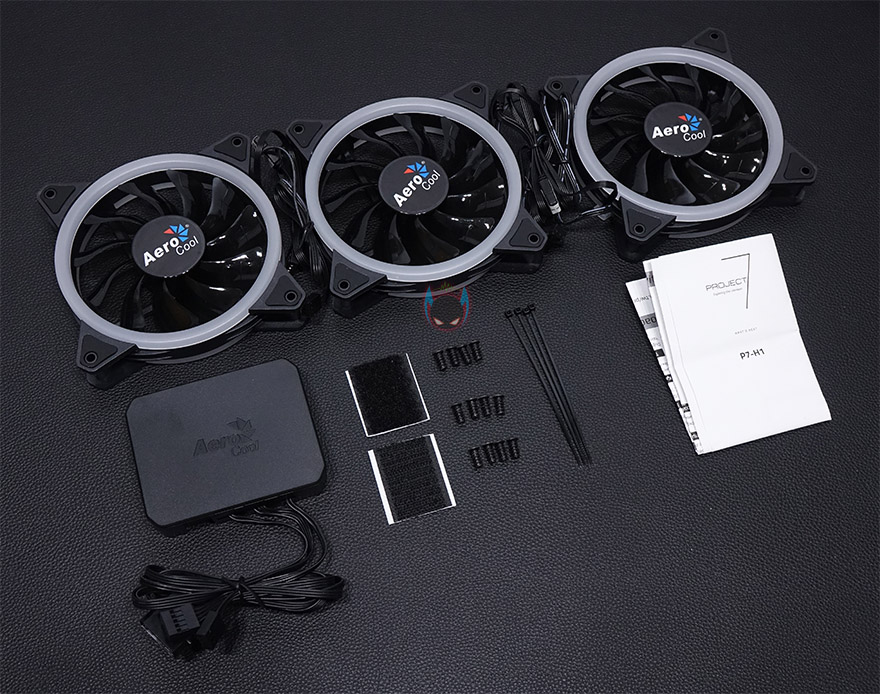 에어로쿨의 대표 링(Ring) 케이스 팬 - AEROCOOL Rev RGB Pro