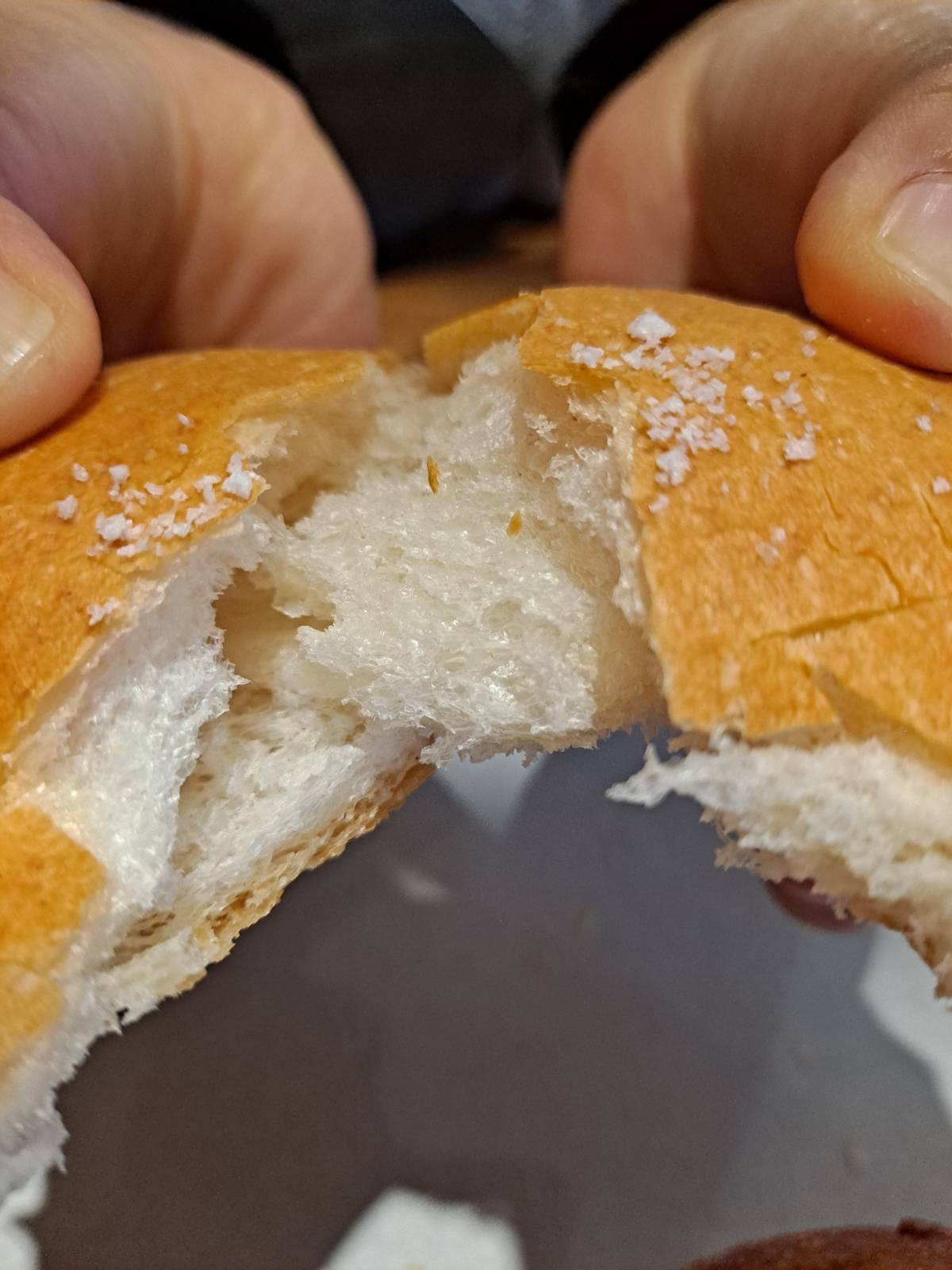 앨리웨이 인천 북앤베이커리 카페, 소금빵 아메리카노 조합 딱!!! [소금빵 맛있는 집]