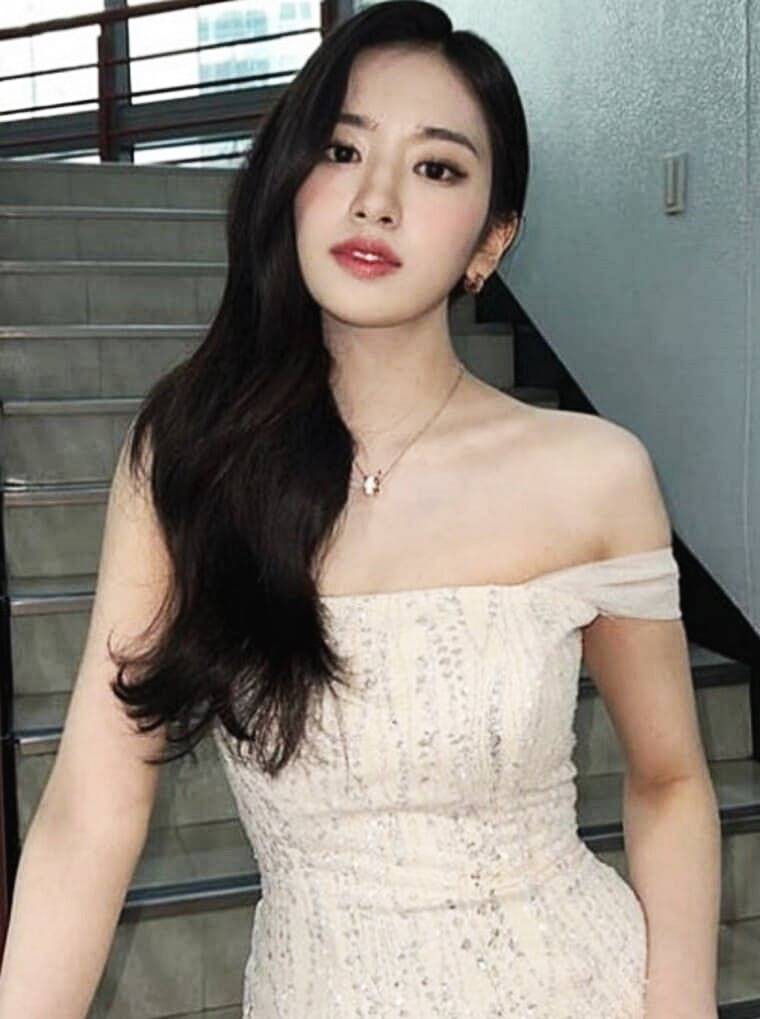 그룹-아이브-안유진