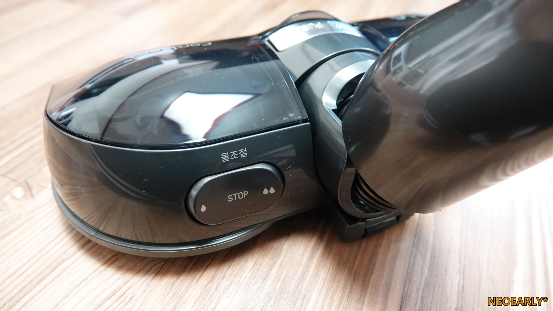 [LG 코드제로 A9S ThinQ 리뷰] 물걸레 청소까지 한 번에 해결하는 균형 잘 잡힌 무선청소기의 개선점은...^^