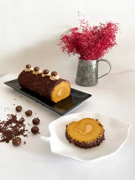 롤 케이크의 역사와 만드는 기술, 종류