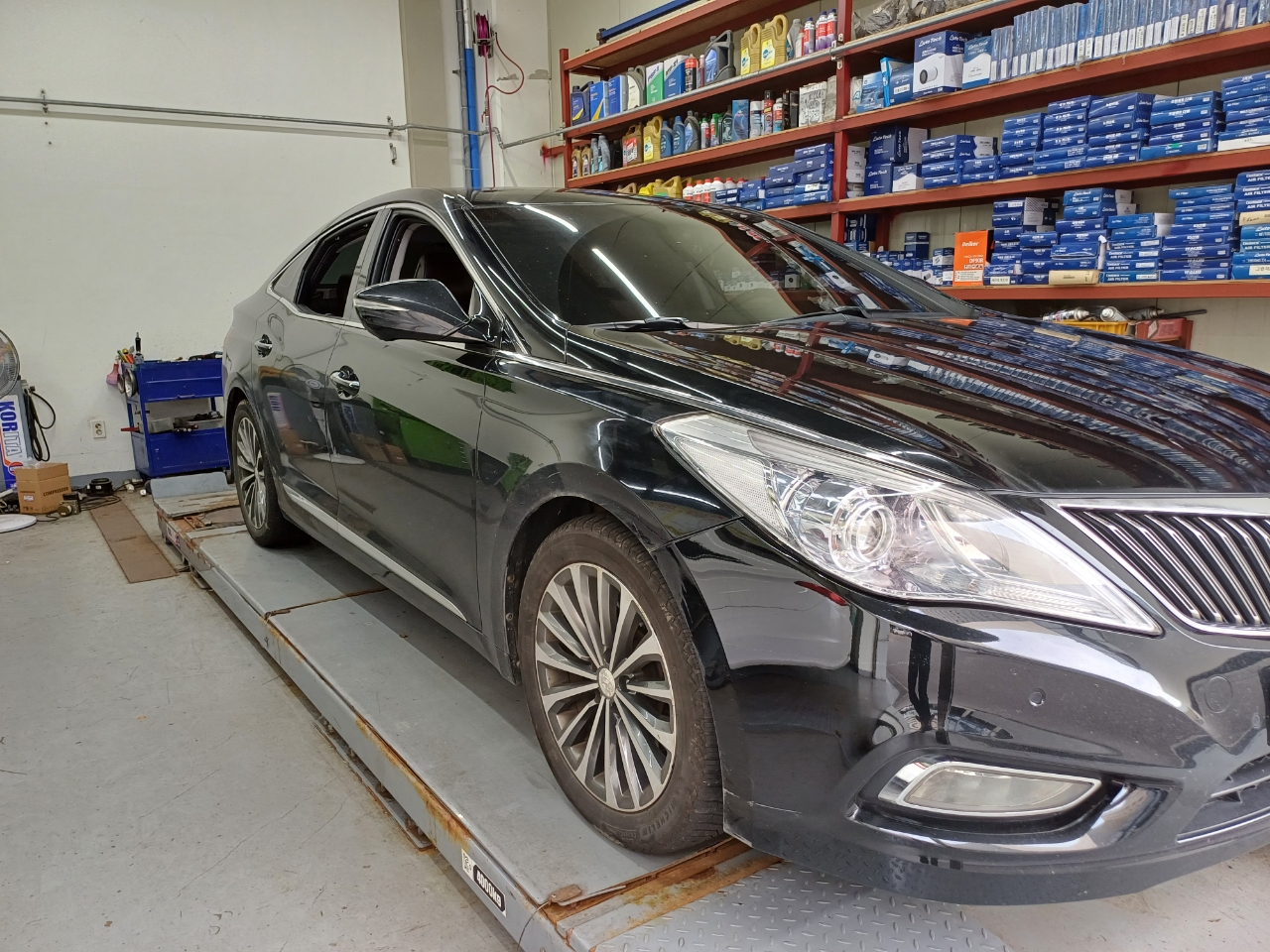 그랜저hg 자동차 문 잠금장치 작동 안됨 그랜저 차 문이 잠기지 않거나 열리지 않는 고장 수리자동차 문 잠금장치 도어액츄에이터 고장 수리차 문이 잠겨서 안 열리는 고장