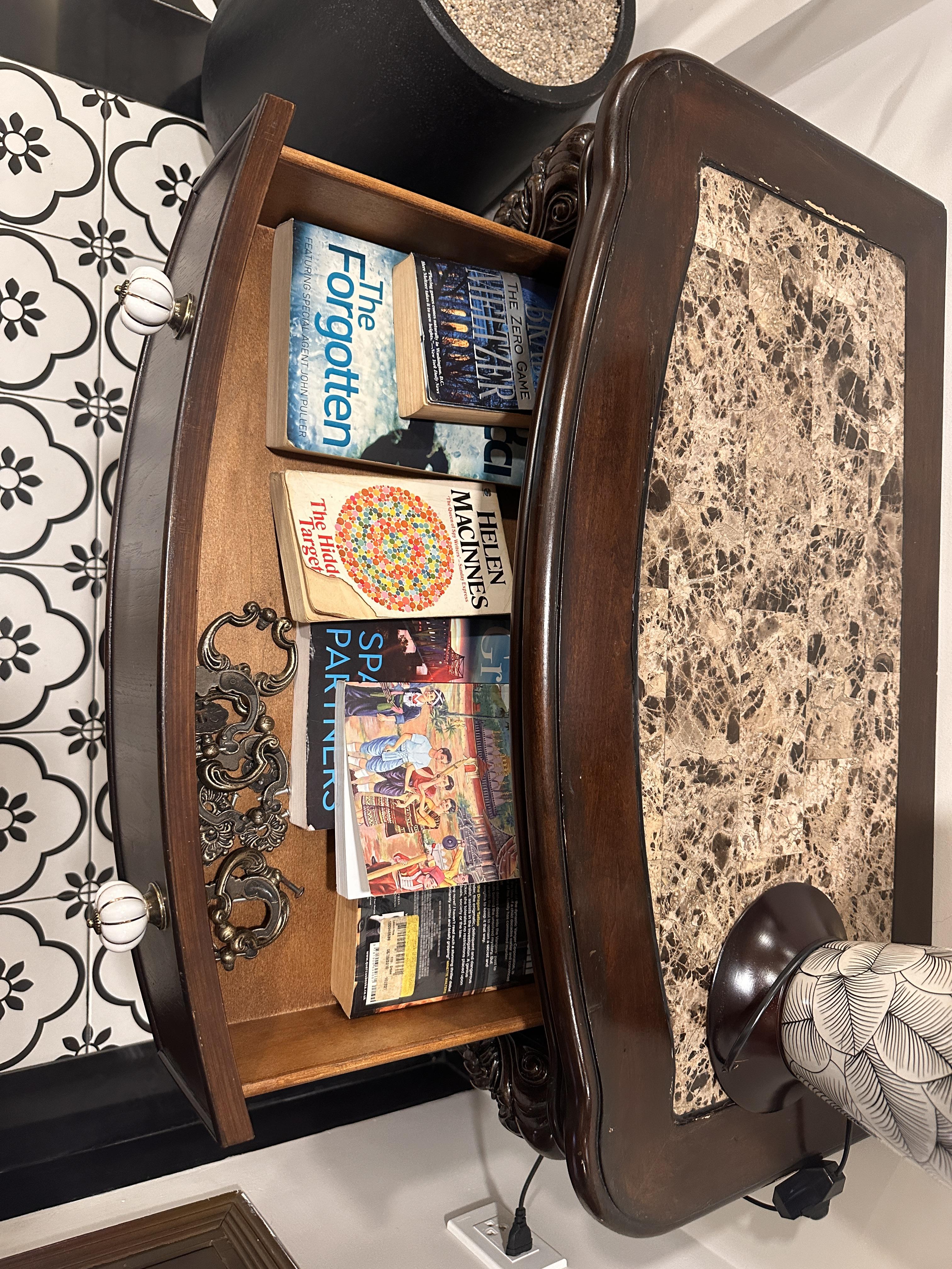 베트남 호치민 번개 / 대구에서 인천 그리고 갓성비 에어비앤비