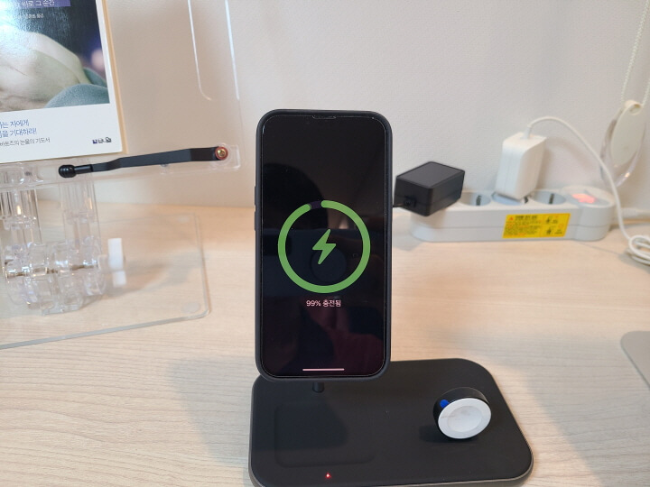 초텍 애플 아이폰, 애플워치 MFM 맥세이프 3in1 고속 무선충전기 T589-F 후기