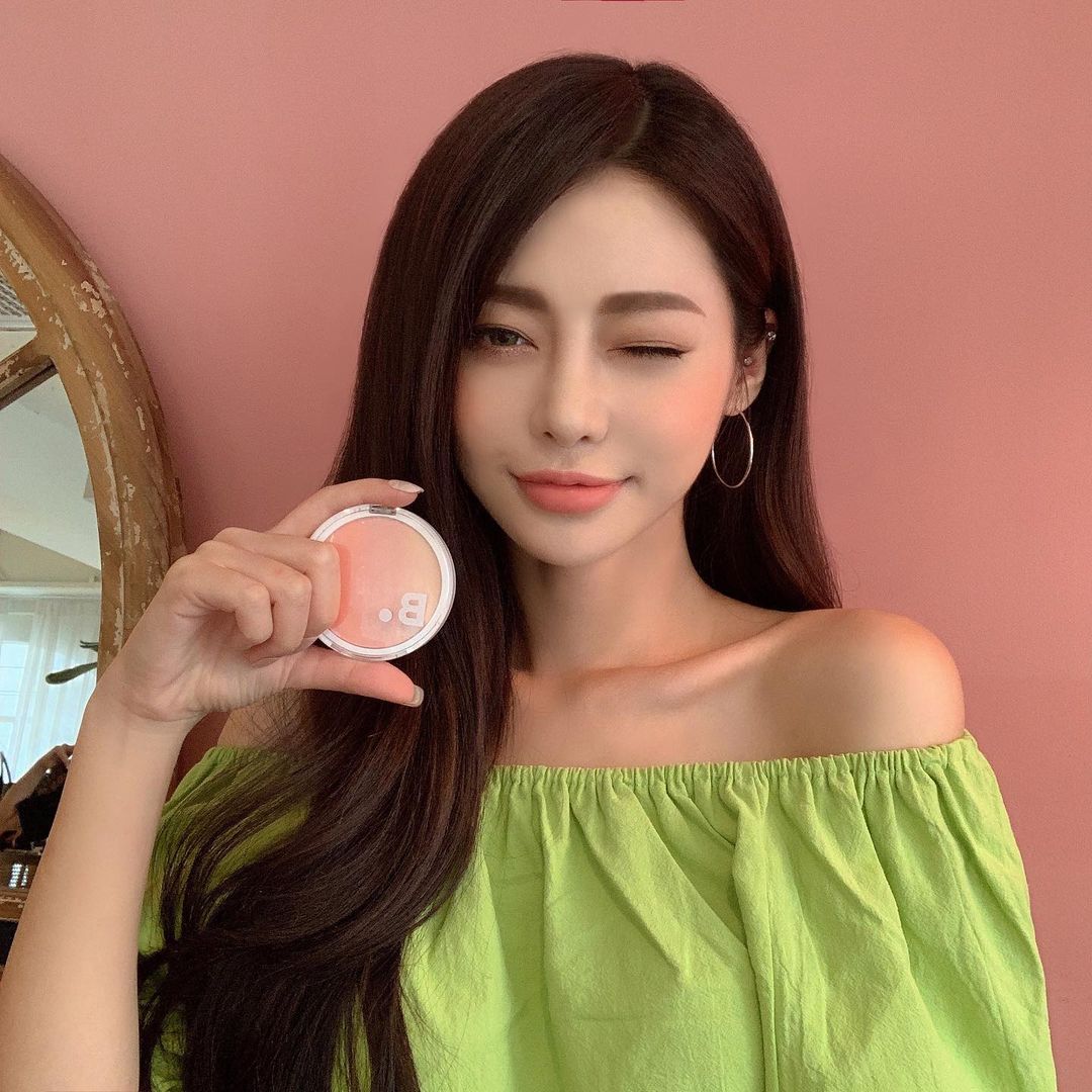 Kim, Moon-hee / 김문희 / Model