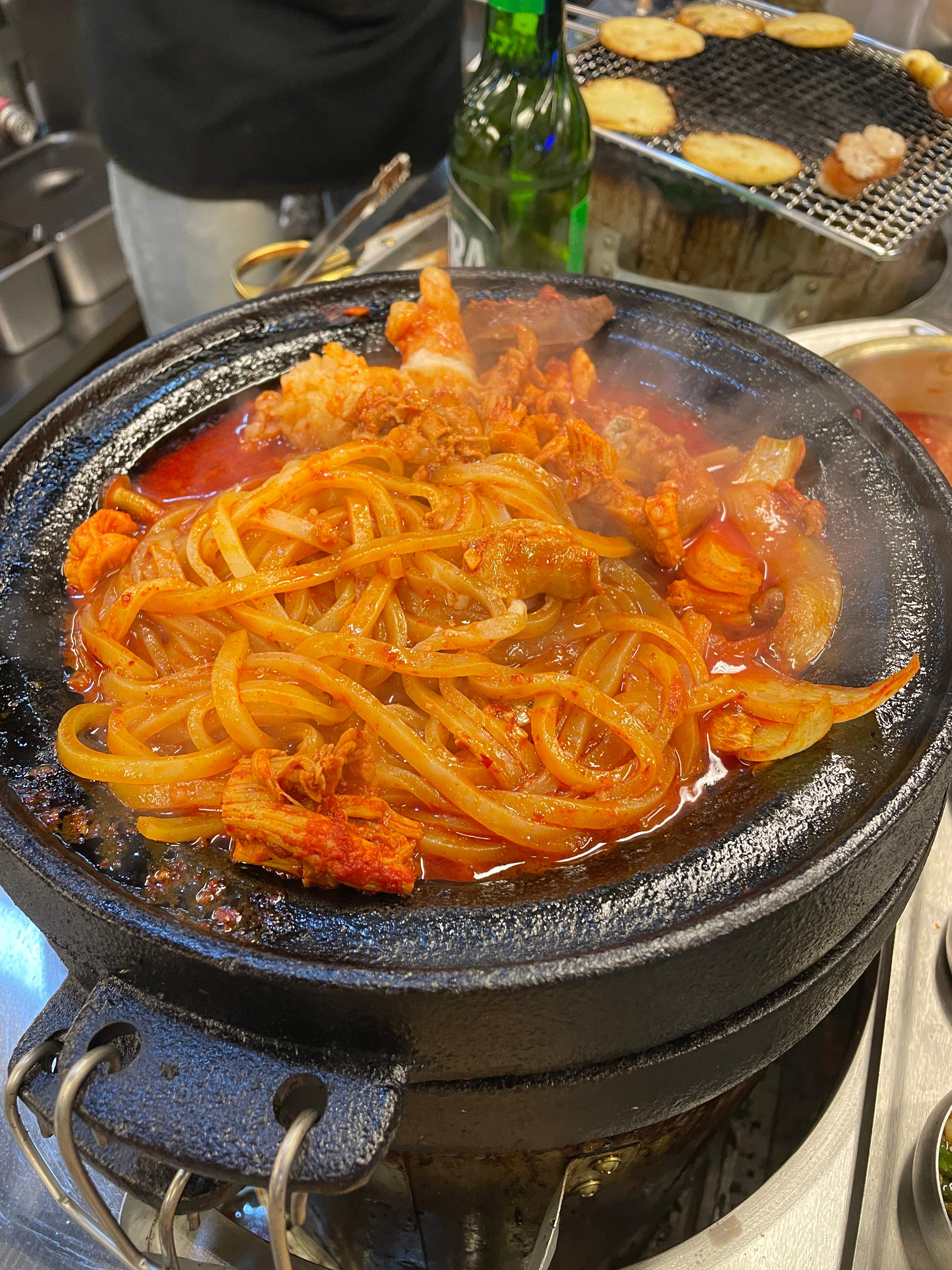 연예인이 구워주는 형제곱창 - DJ DOC와 함께 춤을